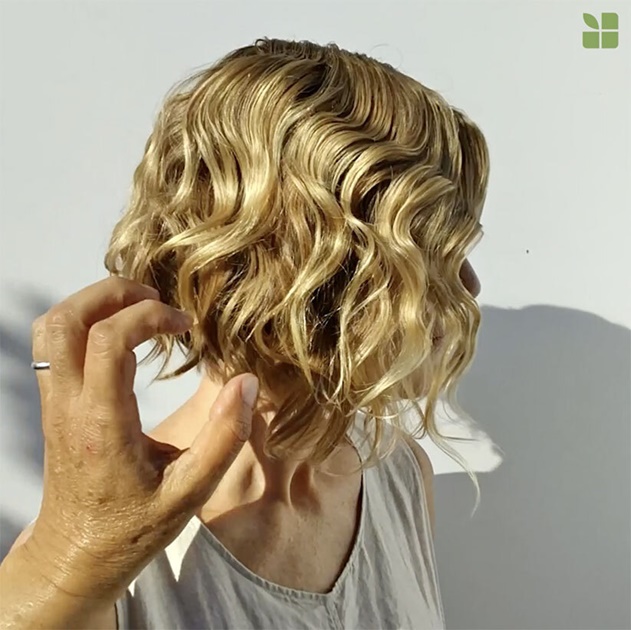 How-To: S-Wave Technique For Fine, Straight Hair